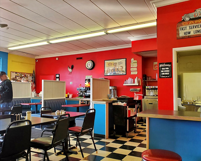 The red and blue color scheme isn't just patriotic—it's the visual equivalent of comfort food, wrapping you in nostalgic warmth before your first bite.