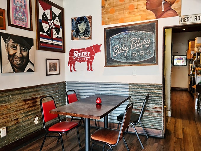 Blues legends watch over your meal from the walls, while that Shiner Beer pig silently promises you've made the right dining decision today.