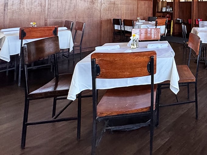 Simple elegance defines the dining room – wooden tables with crisp white cloths say, "We're serious about our seafood, but you can leave your tie at home."