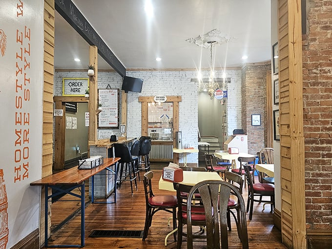 2. interior