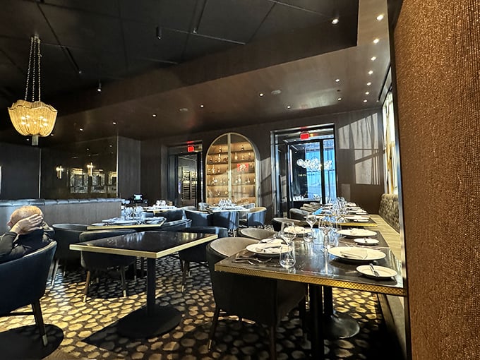 Chandeliers that would make Liberace nod in approval illuminate a dining room where every table feels like the best seat in the house.
