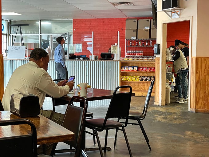 Simple tables, corrugated metal, and the anticipation of greatness. In Memphis barbecue joints, minimalist décor means they're saving all the artistry for your plate.
