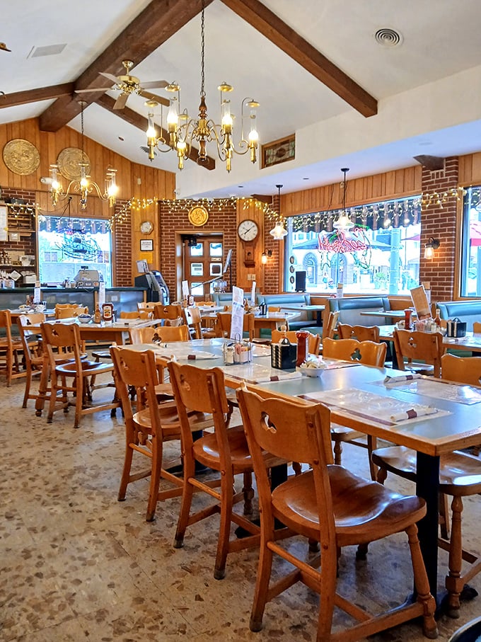 Wooden beams, warm lighting, and that perfect diner ambiance – Lake-Aire's interior feels like the breakfast equivalent of a bear hug from your favorite aunt.