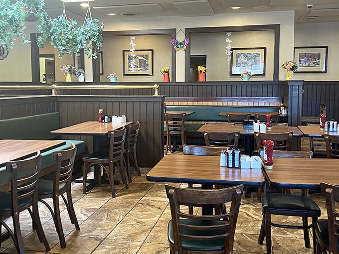 Classic diner comfort without the pretense – where vinyl booths mean business and breakfast means serious satisfaction.