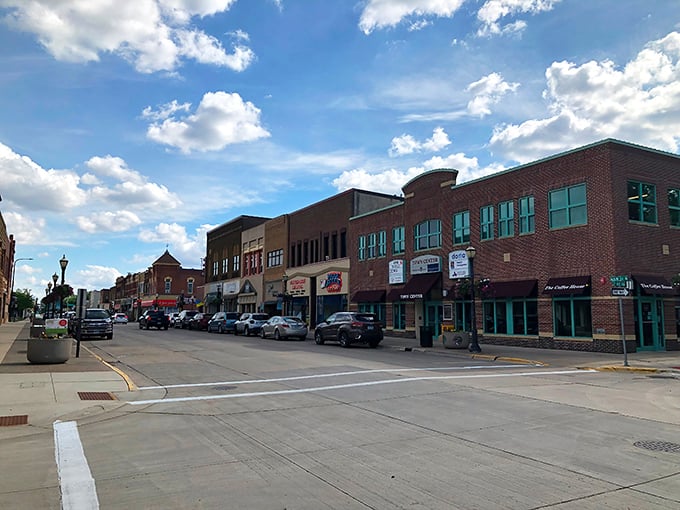 Austin's brick-lined charm offensive! Small-town vibes with prices so reasonable, you'll think you've time-traveled.