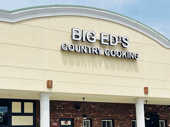 Big Ed's knows that when you're promising country cooking, you better deliver on every single bite.