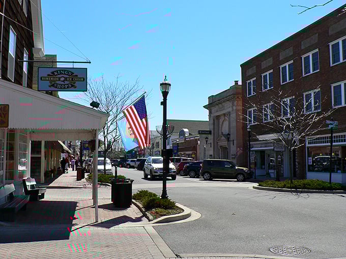 Lewes serves up colonial architecture with a side of cobblestone streets that whisper tales of centuries past.