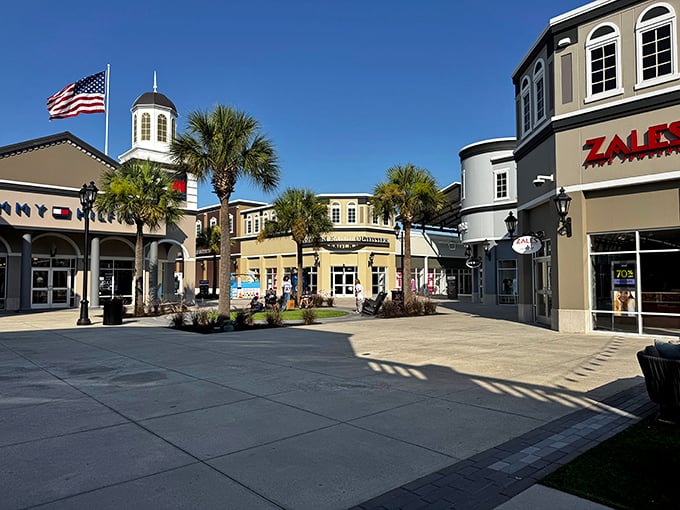 Classic outlet architecture meets Charleston charm in this sprawling shopping destination that never disappoints visitors.