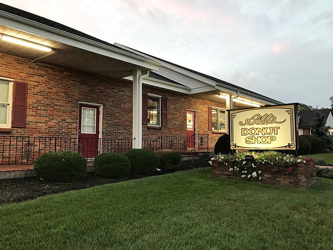Sometimes the most beautiful buildings are the ones that let their donuts do all the talking – classic Centerville charm.