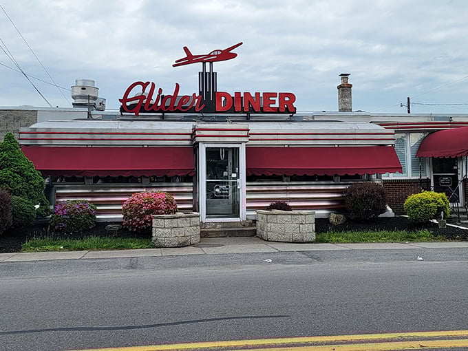 Red, white, and delicious all over. This Scranton landmark has been filling bellies longer than most of us have been driving.