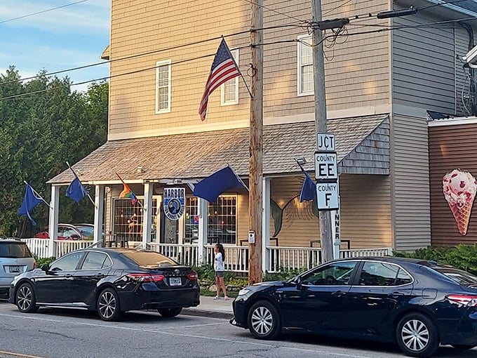 Small-town charm meets big-city flavor in this cozy harbor hideaway that locals have kept secret for years.