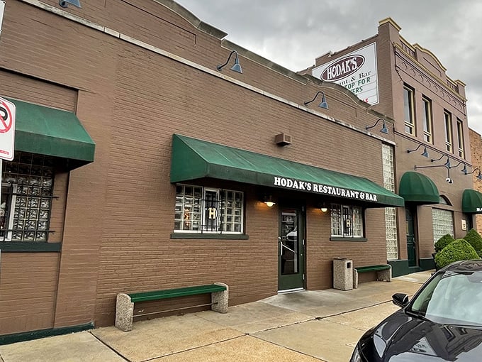 Classic brick façade, timeless chicken inside. Hodak's proves that sometimes the best things come in unassuming packages.