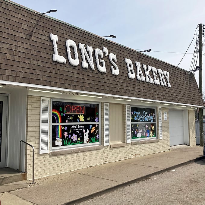 The kind of place where calories don't count and the aroma alone is worth the trip across town.