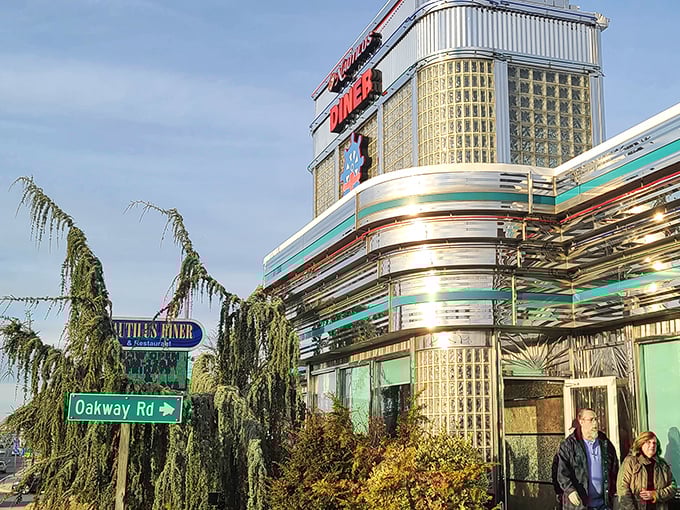 Talk about making an entrance! Nautilus Diner's Art Deco curves and glass block windows are like architectural comfort food.