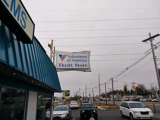 When you see that Volunteers of America sign, you know you've found a goldmine of secondhand gems.