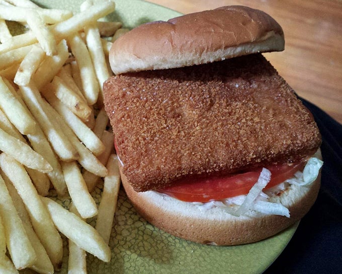 This fish sandwich isn't trying to win beauty contests—it's too busy satisfying cravings with its perfectly crisp exterior and fluffy bun.