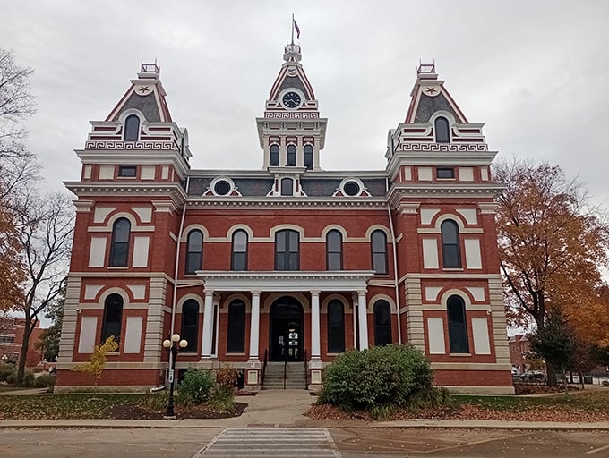 The Livingston County Courthouse isn't just a building—it's the architectural equivalent of your grandpa putting on his Sunday best, complete with that distinguished clock tower.