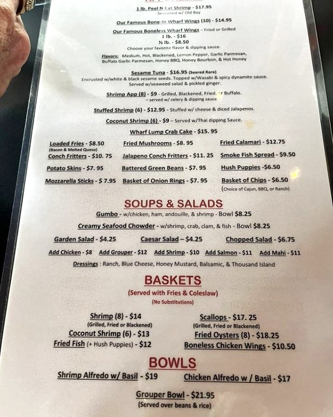 The menu reads like a love letter to seafood enthusiasts – no fancy fonts needed when the offerings speak this loudly.