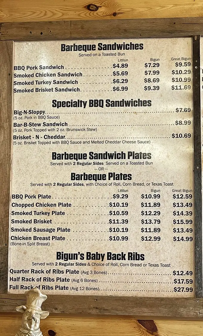 Life's important decisions laid bare – choosing between Bigun's legendary ribs, brisket, or going for the hat trick with a sampler plate.