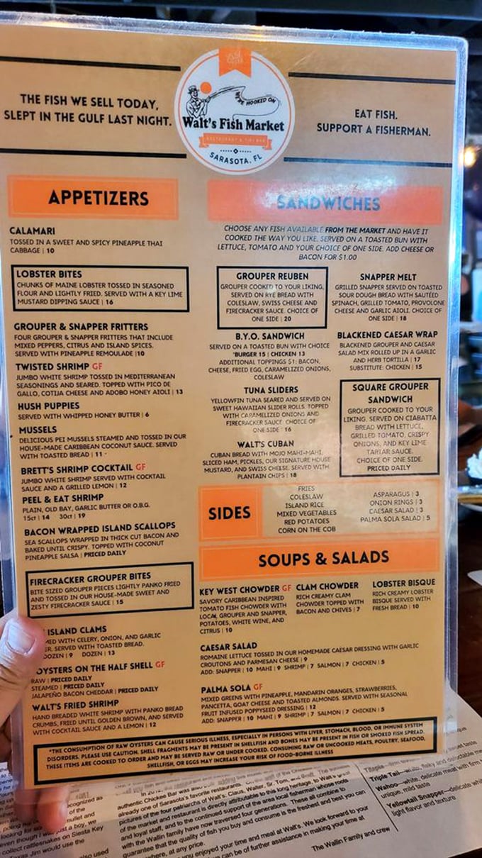 The menu reads like a love letter to the Gulf of Mexico. "The fish we sell today slept in the Gulf last night" isn't marketing – it's a promise.