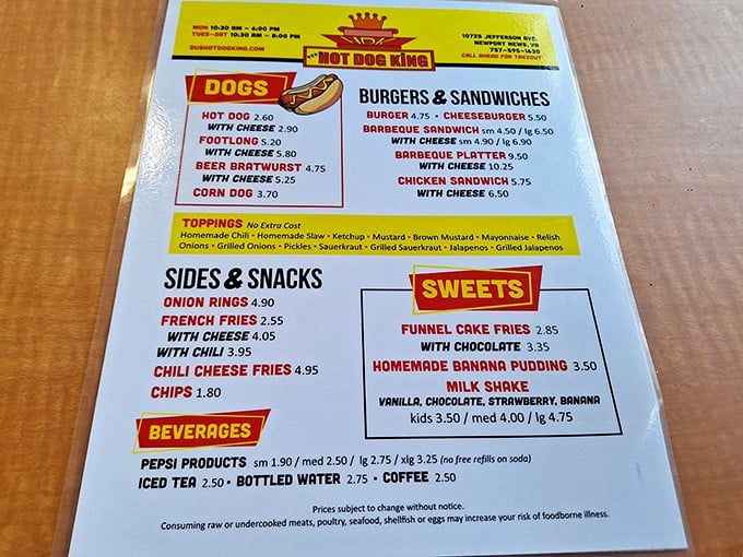 The menu board – a beautiful haiku of hot dog possibilities. Simple, straightforward, and guaranteed to make your stomach growl.