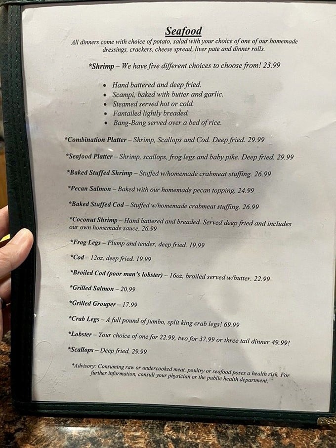 The seafood menu reads like a love letter to aquatic delights, with five different shrimp preparations that would make Bubba from Forrest Gump nod in approval.