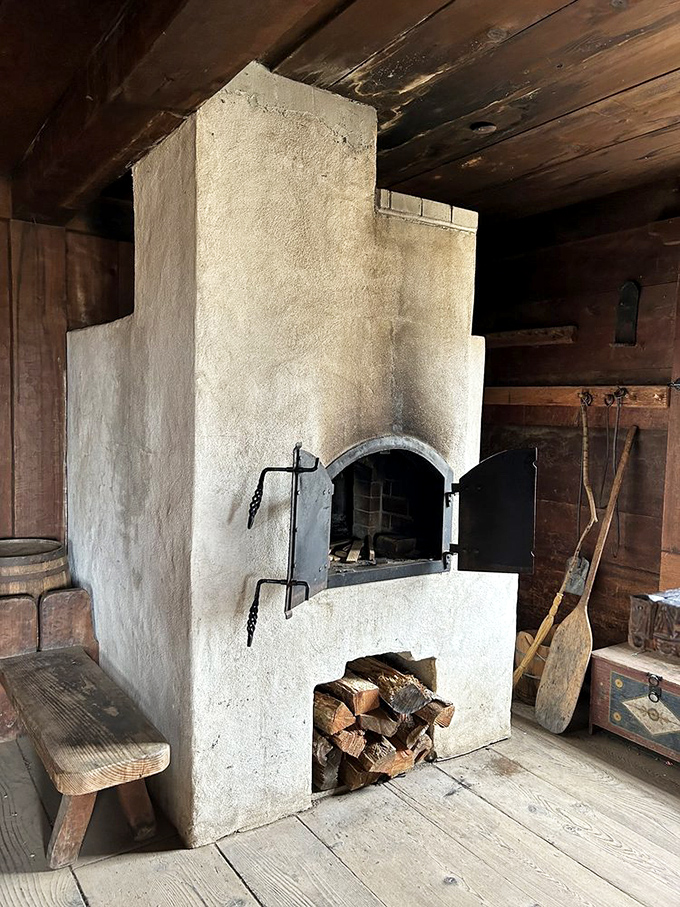 Before there were air fryers, there was this Russian brick oven—the original slow food movement that kept settlers warm and well-fed.