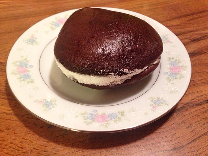 The whoopie pie – Pennsylvania's answer to the Oreo if the Oreo went to finishing school and came back with a PhD in deliciousness.