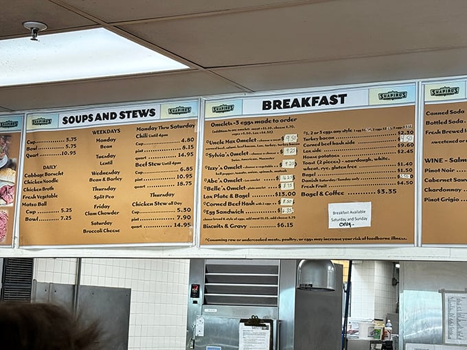 The menu board at Shapiro's reads like a love letter to comfort food—daily soups, hearty breakfasts, and deli classics that have stood the test of time.
