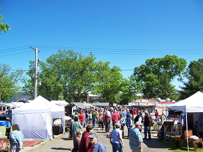The Allegan Antiques Market transforms into a treasure hunter's paradise. Bring comfortable shoes and an empty trunk!