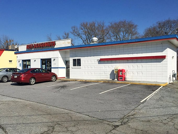 Best Country Doughnuts' classic blue-roofed building is a time machine to simpler days. When donuts were donuts and calories didn't count.
