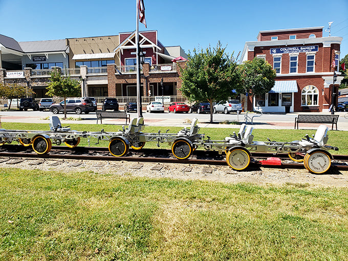 Blue Ridge's mountain downtown invites leisurely strolls past shops where you can browse without anyone bothering you.