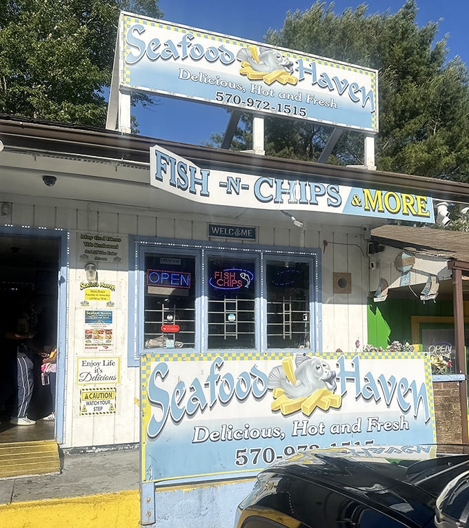 Don't let the roadside appearance fool you – this little shack serves ocean-worthy seafood magic.