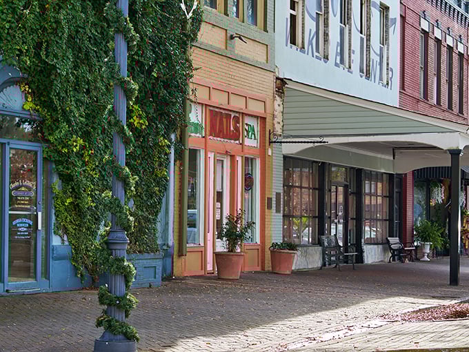 Colorful storefronts that look like a Norman Rockwell painting decided to throw a block party in Georgia. 