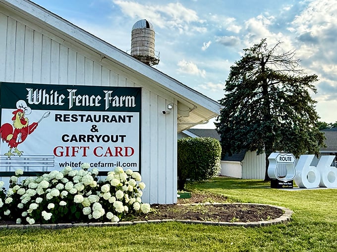 That farmhouse charm isn't just for show – real comfort food happens behind those white walls.