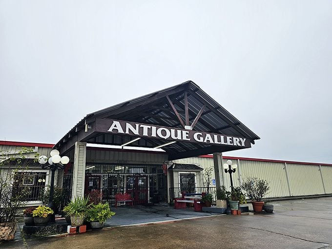 Rain or shine, this Houston-area gem keeps its treasures dry and your spirits high.