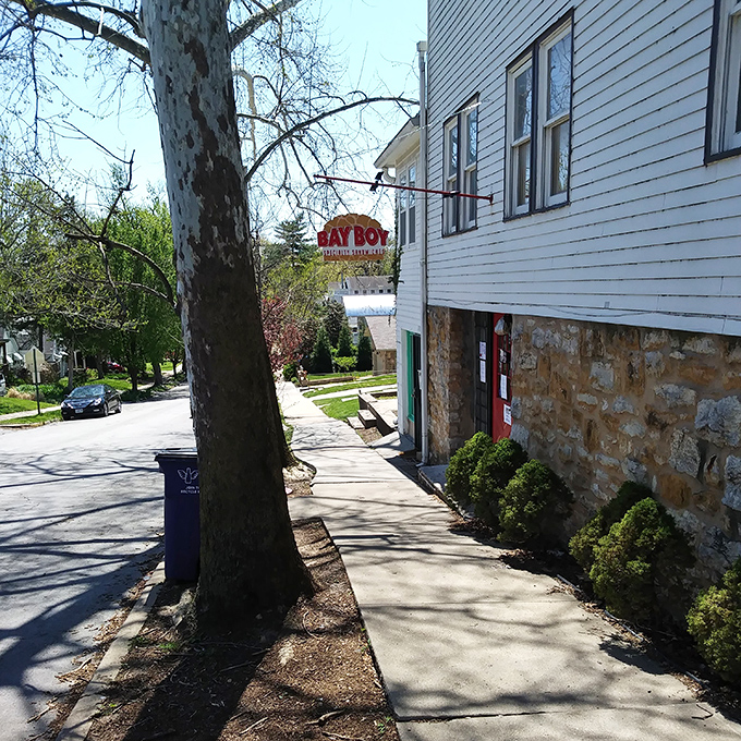 That stone foundation has probably witnessed more sandwich miracles than a deli hall of fame.