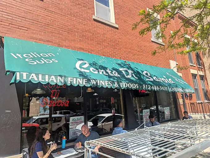 Under that green canopy lies sandwich nirvana – no passport to Italy needed.