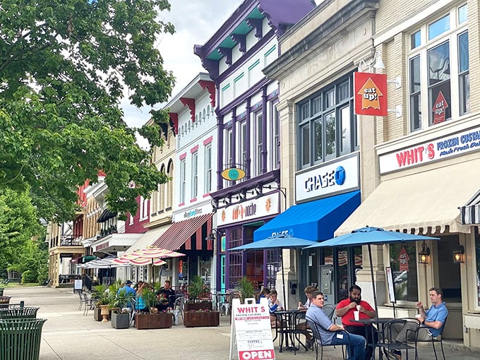 Sidewalk cafés in Granville invite you to linger over coffee while watching the gentle parade of small-town life unfold.