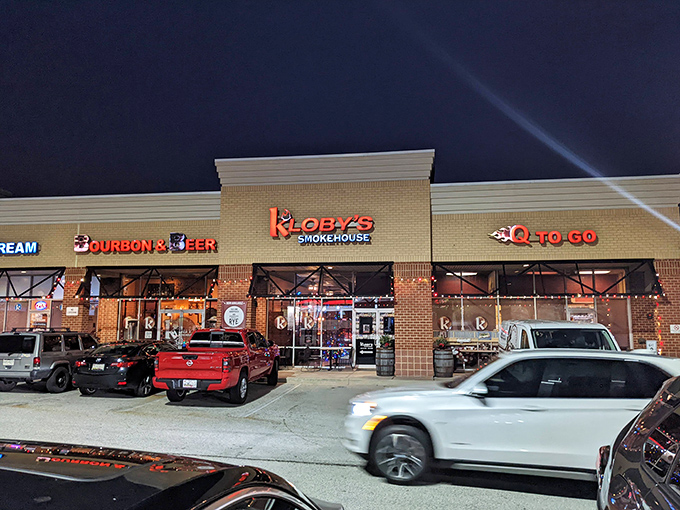 That sleek exterior promises whiskey and BBQ – two things that go together like peanut butter and jelly.