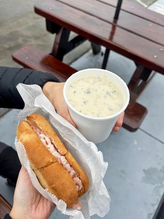 The perfect marriage: creamy chowder meets crab sandwich. Like Romeo and Juliet, if they lived happily ever after and tasted like the ocean.