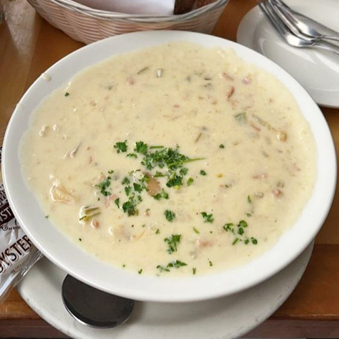 Creamy, dreamy, and worth every calorie. This bowl of clam chowder isn't just soup—it's a warm hug from the Pacific Ocean itself.