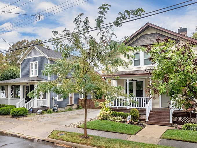 These Victorian beauties remind you why front porches were invented – for neighbors and evening conversations.