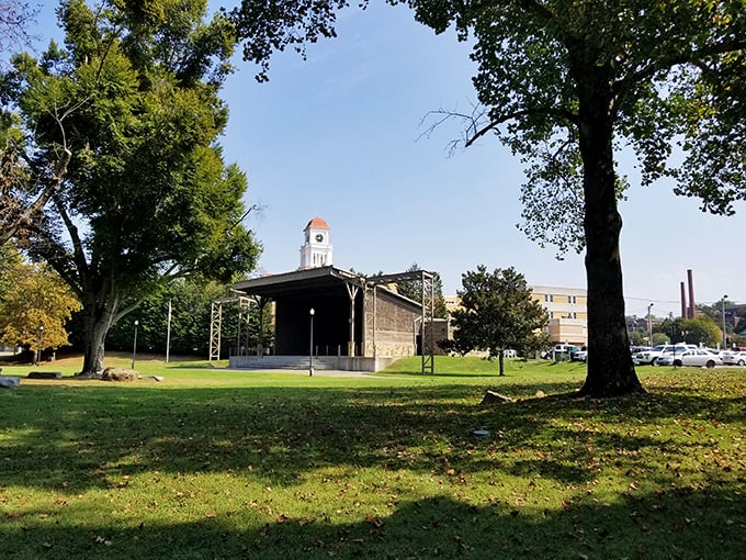 This charming park pavilion looks like it's auditioning for a Norman Rockwell painting—just add a community band and some homemade lemonade.