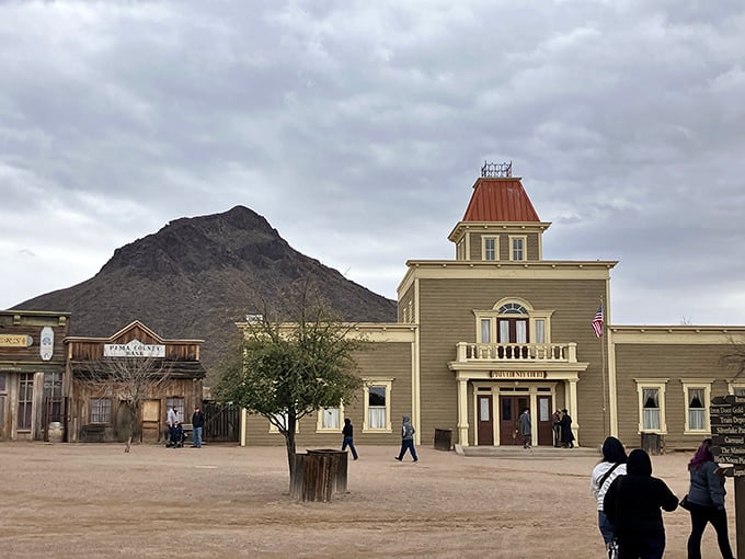 This impressive courthouse building looks ready for a frontier trial scene—or perhaps where the new sheriff lays down the law to unruly cowboys.