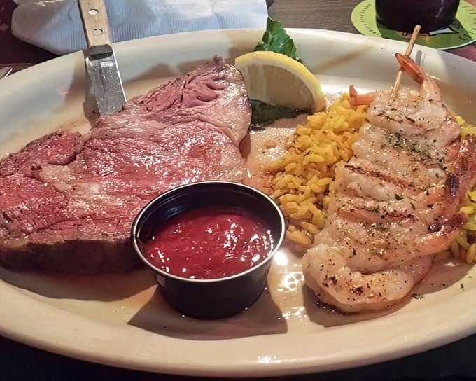 The star of the show: prime rib paired with perfectly grilled shrimp. This plate doesn't need fancy garnishes – it lets the quality of the meat do all the talking.