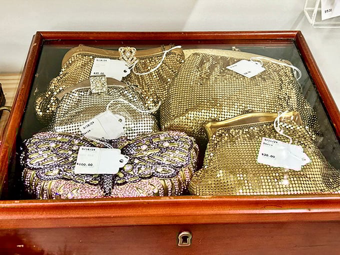 Mesh purses that survived disco nights when dancing actually required moving your entire body.
