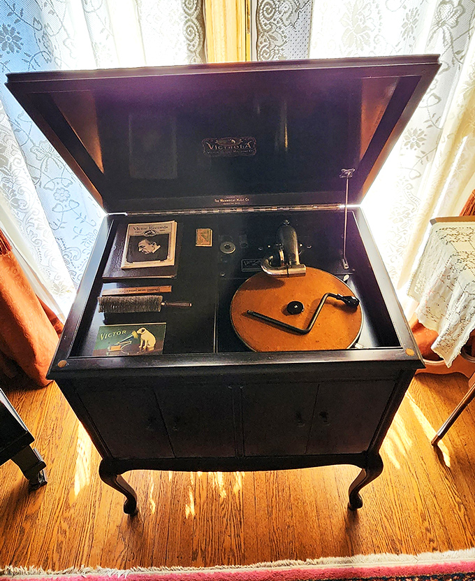 This isn't Spotify! The Victrola phonograph reminds us that before playlists, music was a mechanical marvel that required actual physical effort.