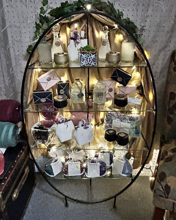 Elegantly displayed jewelry and crystals catch the light in this artful setup—proof that even flea markets have their museum-worthy moments.