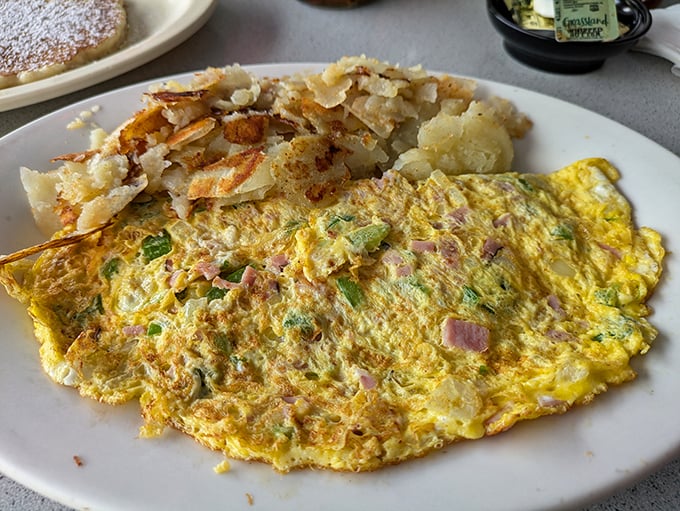 4. omelet and hash
